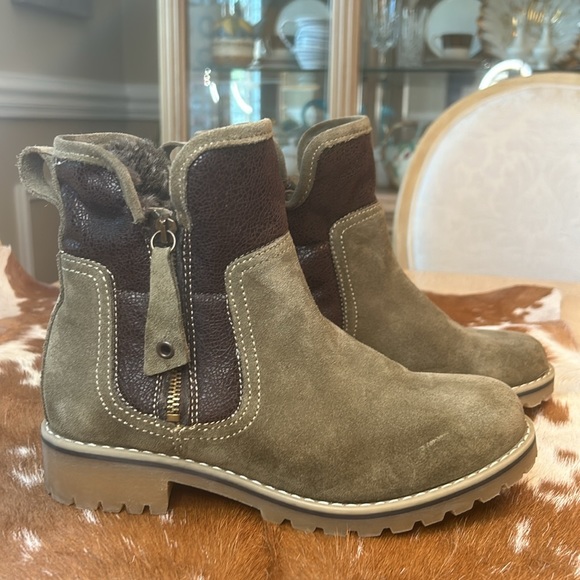 Eric Michael | Shoes | Eric Michael Denver Womens Boot 37 | Poshmark
